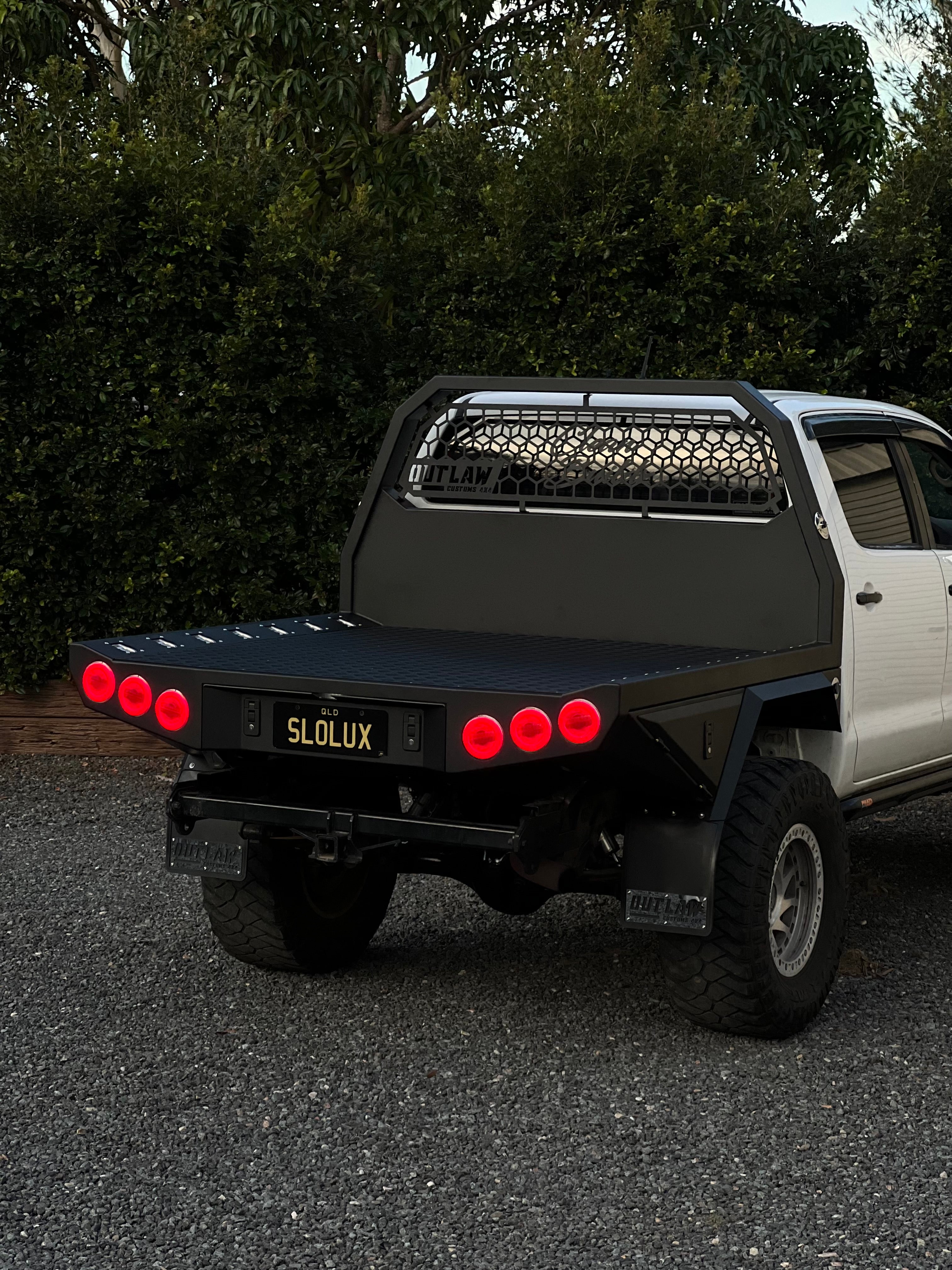 TOURER TRAY | Outlaw Customs 4x4